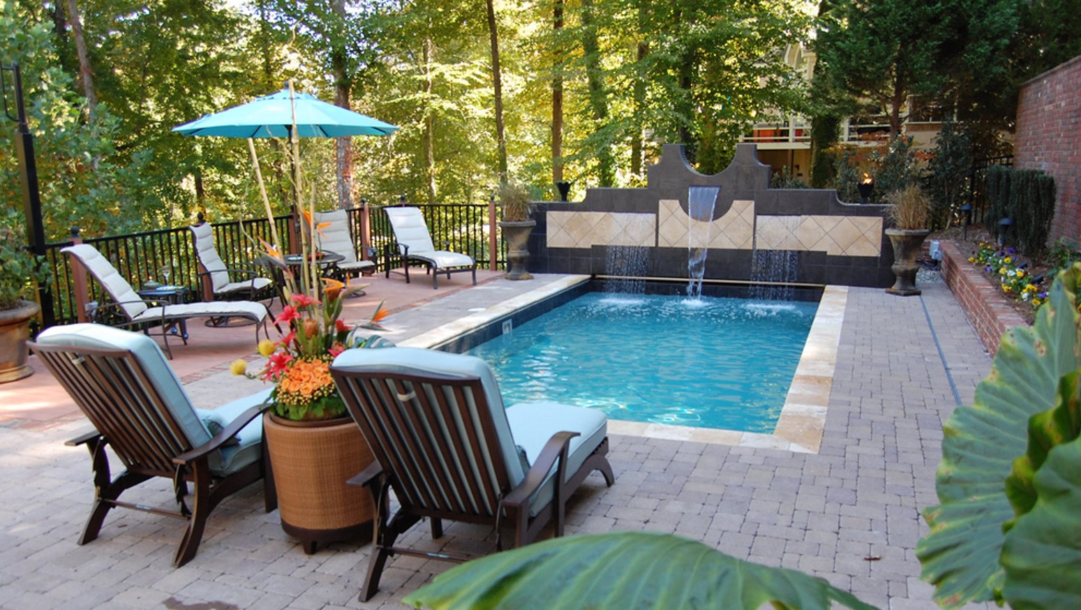 5 Benefits of a Fiberglass Pool | Aurora Pools